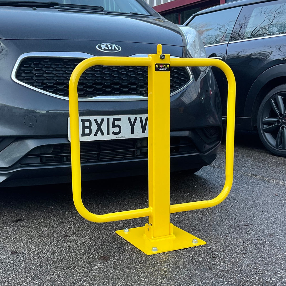 Heavy Duty Winged Parking Posts – Engineered Solutions